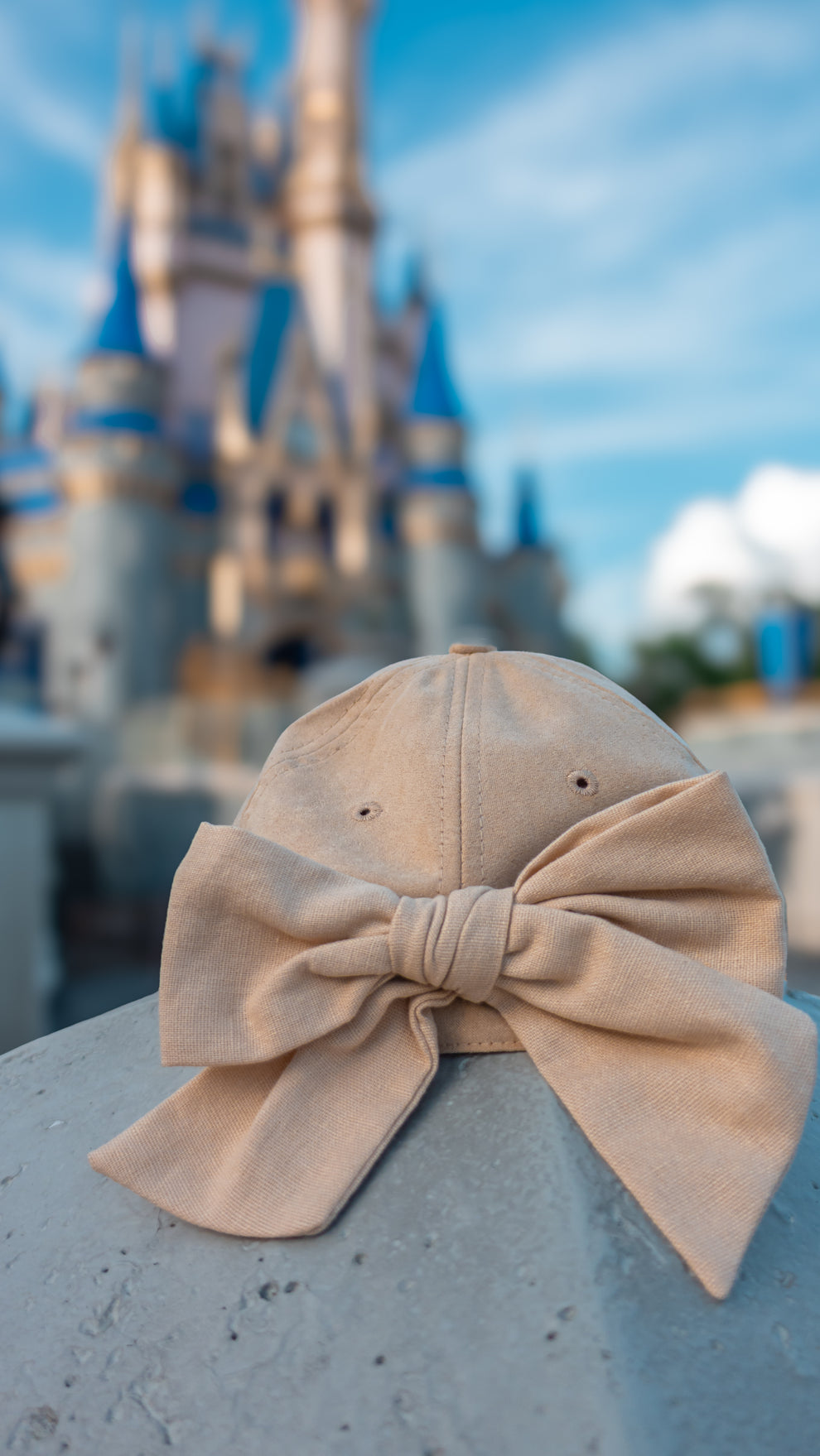 Crown Bowie Silhouette Put a Bow on it Hat - Castle Confidential